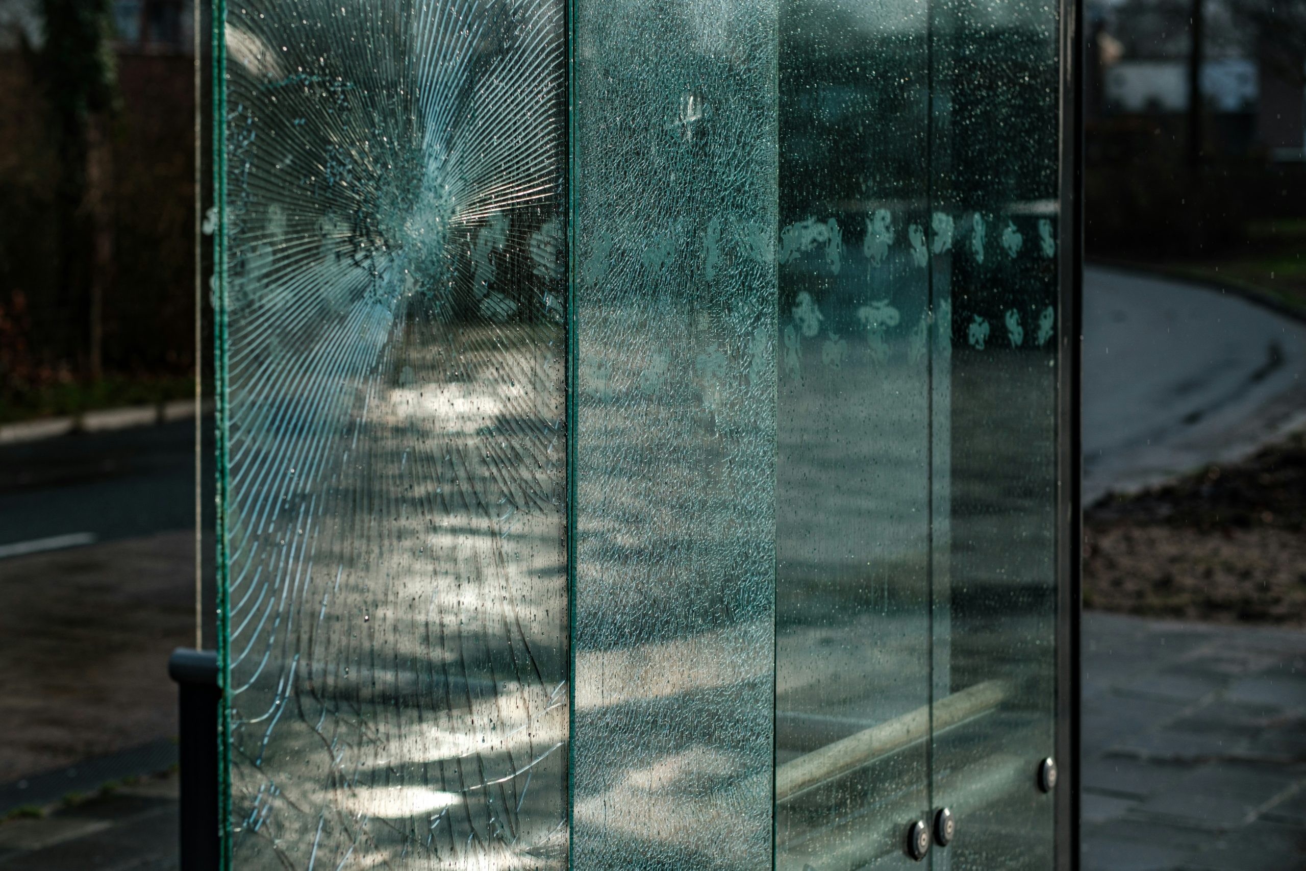ΘΕΡΜΙΚΑ ΣΚΛΗΡΥΜΕΝΟΙ ΥΑΛΟΠΙΝΑΚΕΣ - Stelco Glass